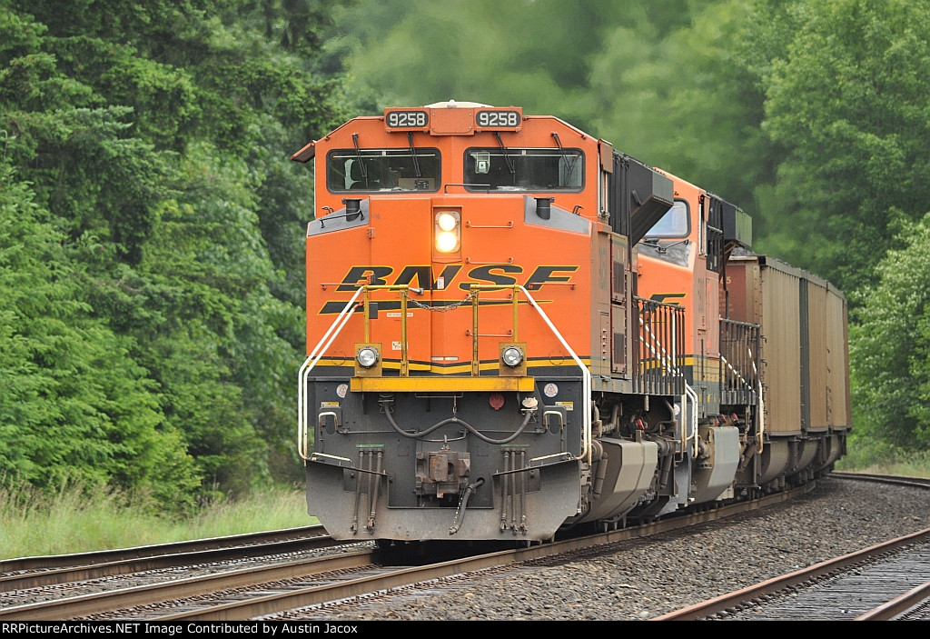 BNSF 9258